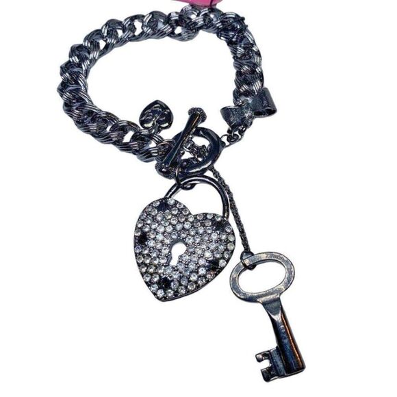 Betsey Johnson | Jewelry | Betsey Johnson Icy Crystal Heart Lock And ...